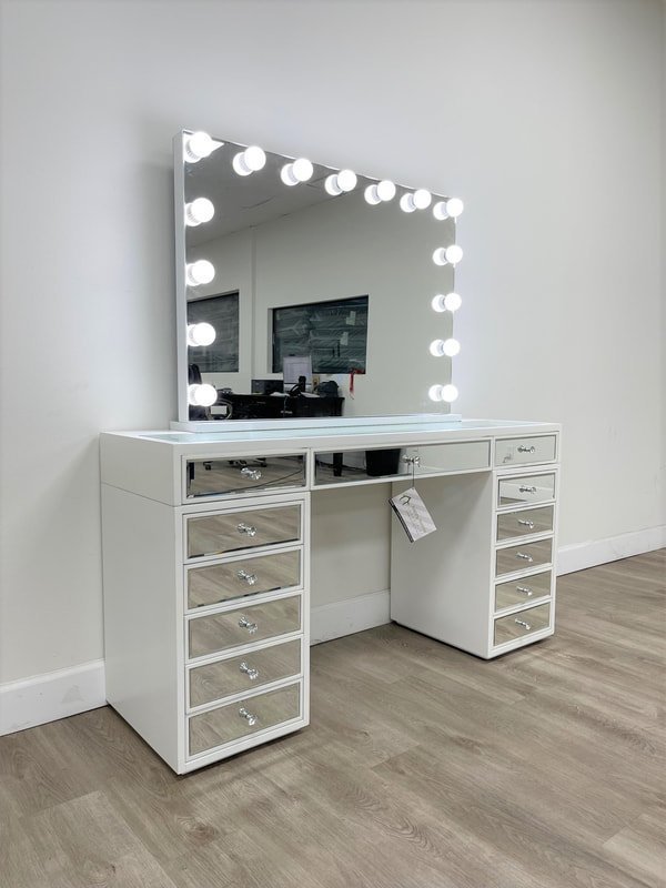 Hollywood Vanity – Mi Chulas Vanitys and Furniture